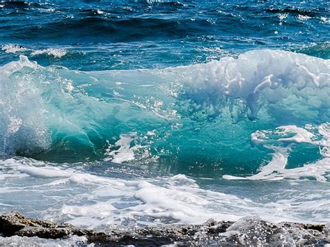 IGCSE Edexcel Physics Waves Calculations Notes And Definitions Teaching Resources