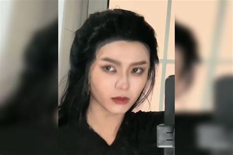 有所珍惜，才有有所真心。有所懂得，才有有所值得。