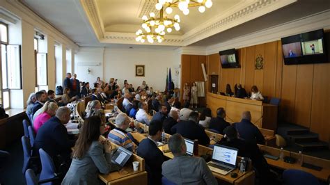 Общинските съветници обсъждат промяна в бюджета на Столична община за 2024 г БГНЕС