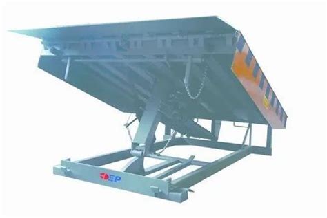 Hydraulic Dock Leveler At Best Price In Faridabad By Mahindra Stiller Auto Trucks Limited ID