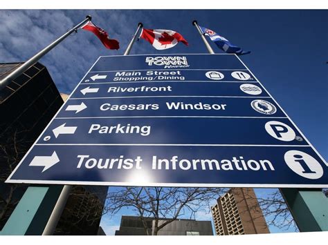 Tunnel Crossing Gets New And Improved Exit Signs Into Windsor Windsor Star