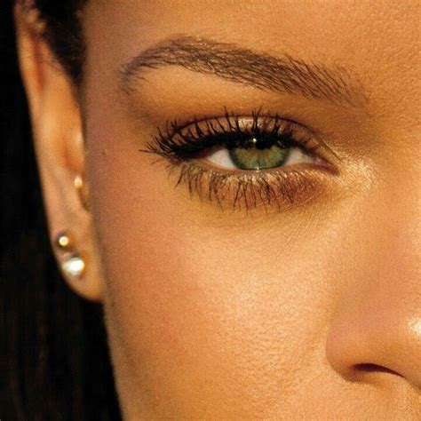Rihanna Eye Color Rihanna Face Rihanna Fenty Close Up Faces Eye