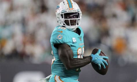 Tyreek Hill Player Props Odds Tips And Betting Trends For Week 5