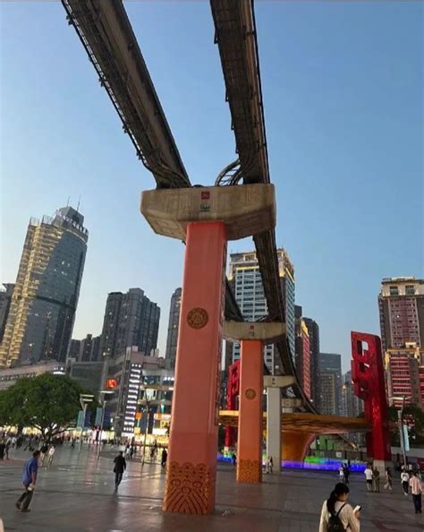 重庆各区地标火了宣发鬼才 广告狂人