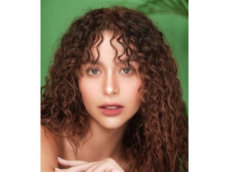 Yassi Pressman Sister