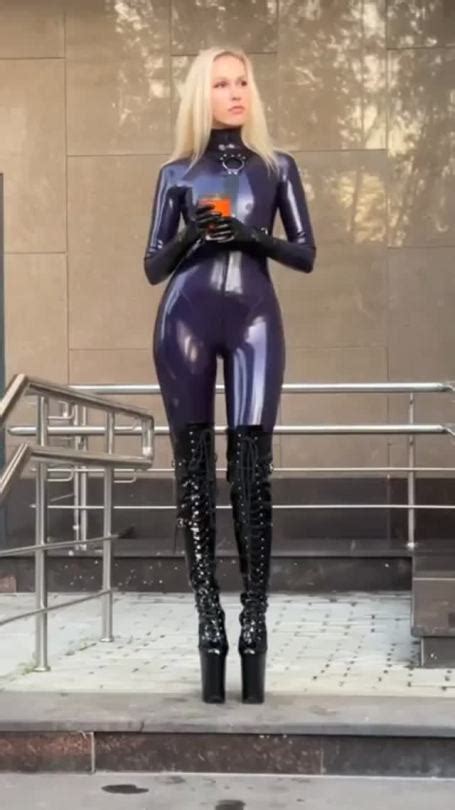 Purple Latex Elegance Tumbex