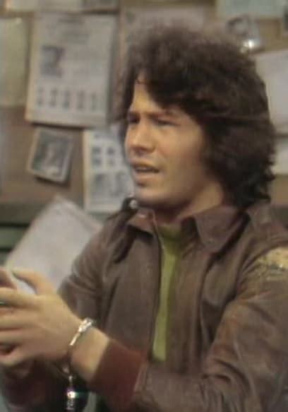 Watch Barney Miller S01e01 Ramon Free Tv Shows Tubi
