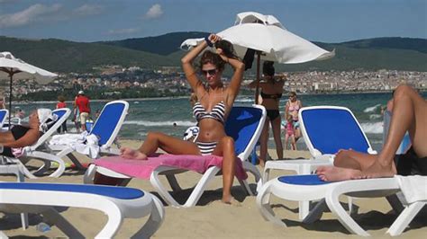 Андреа на плажа Новини Woman Bg