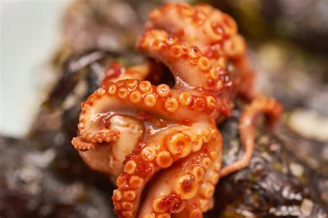 충무김밥을 말다