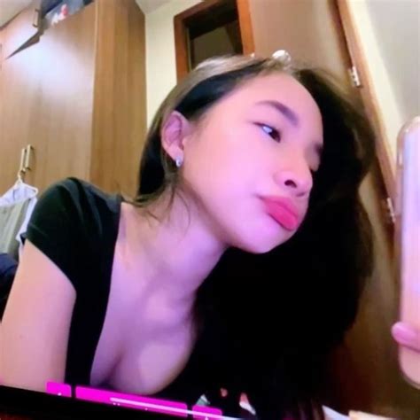Pin By Adra On Pins By You Filipina Beauty Pretty People Pretty Selfies