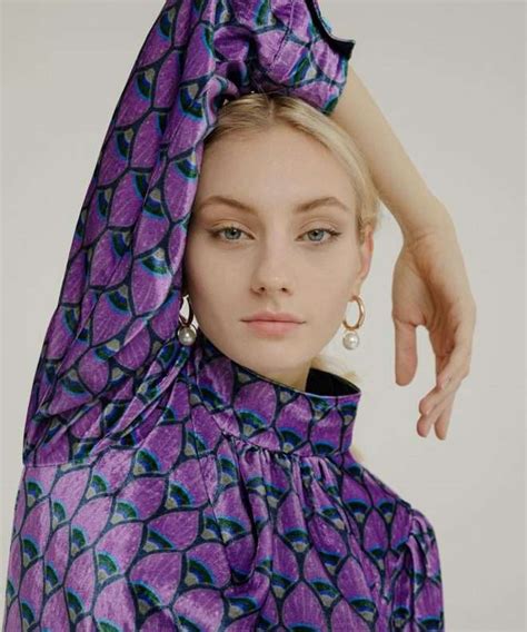 Iso Model Management Female