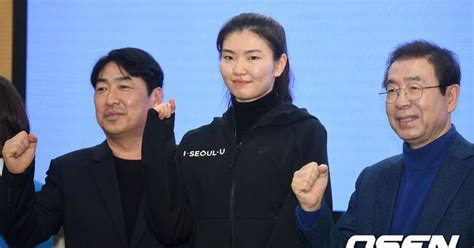 [사진]심석희 서울시청에서 다시 시작합니다 조선일보