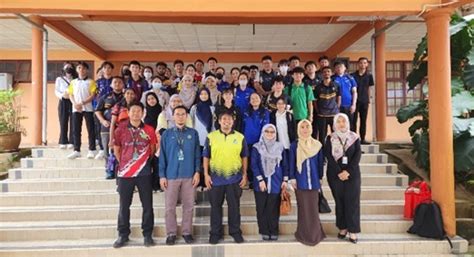53 Pelajar Sqs Uum Teruja Mengikuti Lawatan Ke Mardi Sintok Uum Today