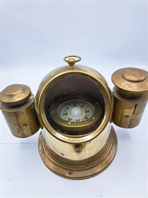 Binnacle With Compass Brass Compass With Compass House Auction Online Catawiki