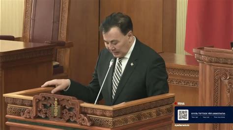 УИХ ын гишүүн Б Баттөмөр Төв банкны тухай хуульд нэмэлт өөрчлөлт оруулах тухай хуулийн төслийн