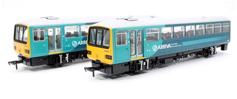 Efe Rail E83023 Class 143 2 Car Dmu 143624 Arriva Trains Rails