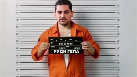 Вижте го Руди Гела като комсомолец в партията на Сашо Томов By 7 Дни България 7 Dni Bulgaria