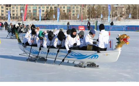 Duuren Life Өвөр Монголд мөсөн дээгүүр завиар уралдах тэмцээн болж байна