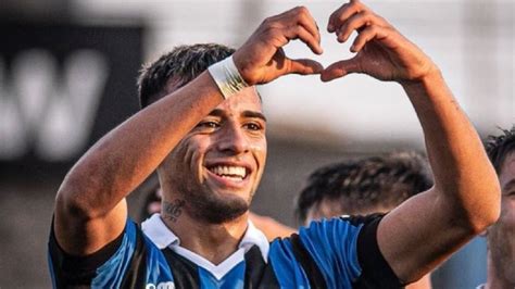 V Deo Jornalista Diz Que Faltam Detalhes Importantes Para Lucho Assinar Com Bahia