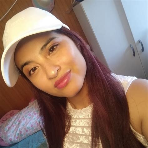 Daniela Florez Youtube