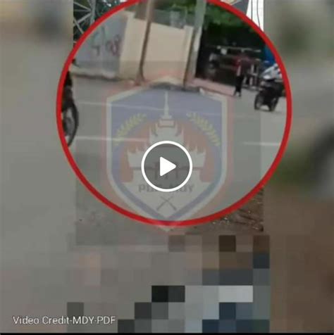 ဒီးမော့ဆိုအရှေ့ခြမ်းရှိ မြေပဲစိုက်ခင်းအတွင်း စစ်ကောင်စီတပ်များပစ်ခတ်သည့် လက်နက်ကြီးကျရောက်ပြီး