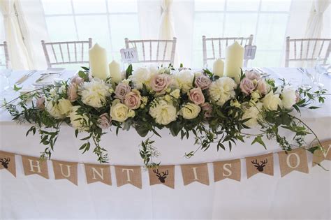 Flower Arrangement For Wedding Table At Ronald Wooton Blog