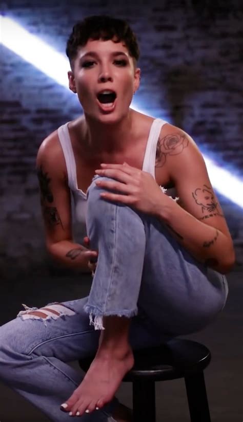 Halseys Feet