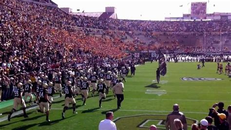 Ralphies Run Onto The Field Vs Oregon Youtube