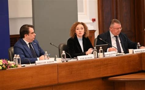 Ролята на социалните осигуровки и възможността да си платим до 5 г трудов стаж вижте