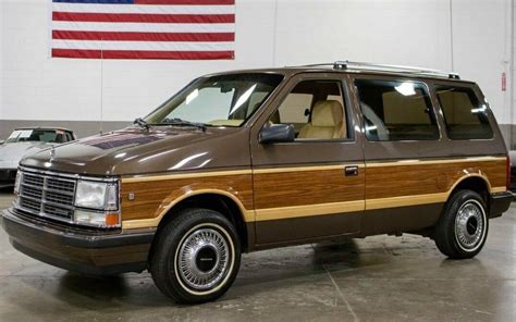 Survivor Minivan 47k Mile 1990 Dodge Caravan Le Barn Finds