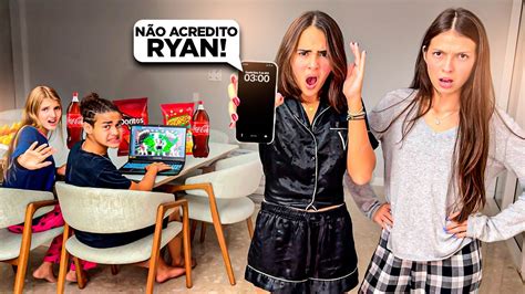 Flagrei Ryan E Ligeirinha Jogando Roblox Escondido As 3 00 Horas Da