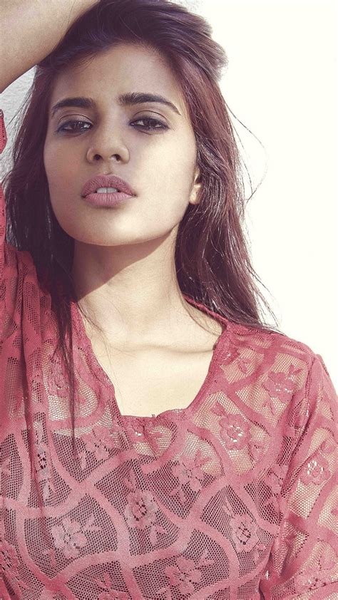 aishwarya rajesh tamil actress seductive hd phone wallpaper pxfuel