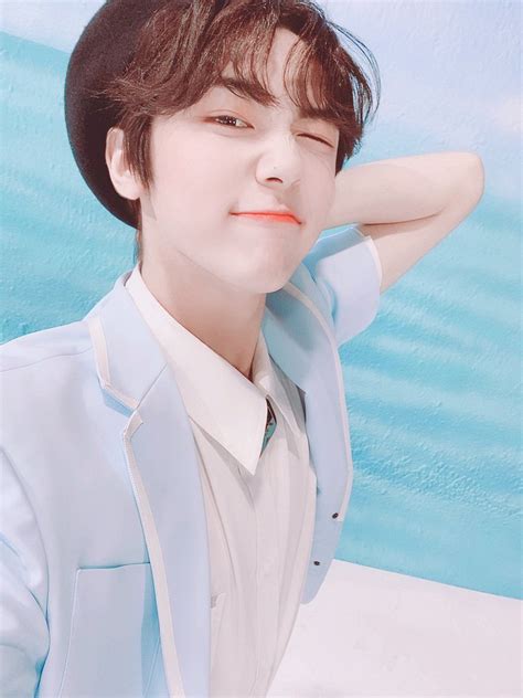 더쿠 오늘 생일을 맞이한 내돌 막내 ㅈㅇ 크래비티 성민