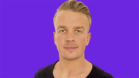 Make Love Fake Love Xander Hat Ein Schlechtes Gewissen