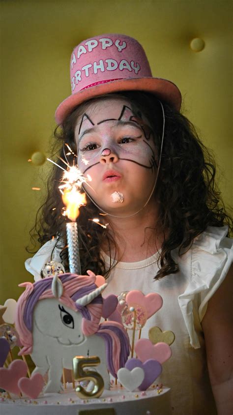 88651 Fotos Y Imágenes De Niño De 5 Años Gratis · Banco De Fotos Gratis