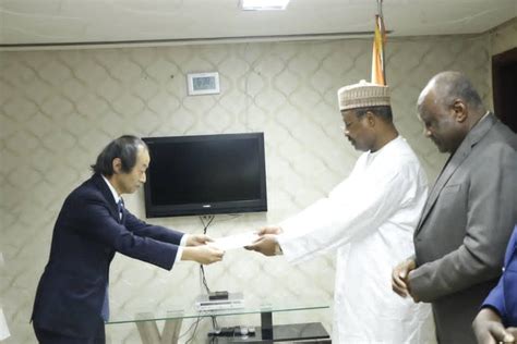 Niamey M Ikkatai Katsuya Nouvel Ambassadeur Du Japon Auprès Du Niger