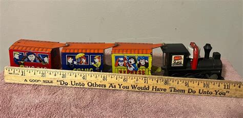 Vintage Tin Litho Wind Up Zig Zag Comic Western Express Train