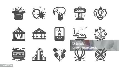 놀이 공원 아이콘입니다 회전 목마 롤러 코스터와 서커스 클래식 아이콘 세트입니다 벡터 갈고리 발톱에 대한 스톡 벡터 아트 및 기타 이미지 Istock