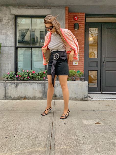 Sex And The Style 41 Carrie Bradshaws Best Outfits