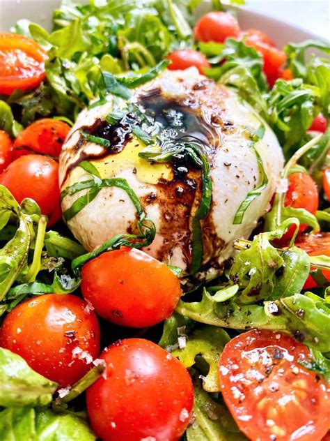 Arugula Burrata Salad Recipe With Balsamic