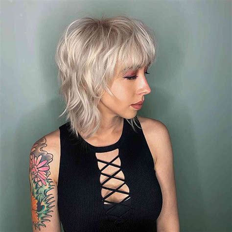 56 Short Shag Haircuts Women Are Rockin In 2023 Artofit
