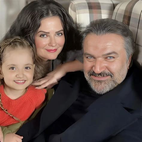 E ‎علی دایی و طناز طباطبایی‎ Instagram