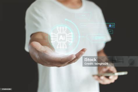 Ai 인공 지능과의 챗봇 채팅 기술을 사용하는 사람 스마트 로봇 Ai 인공 지능을 사용하여 명령 프롬프트를 입력하여 무언가를 생성하고 미래 기술 변환 가상현실에 대한 스톡