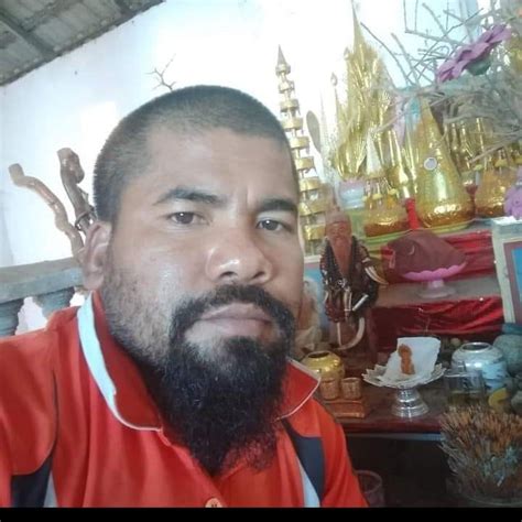 សិរិ វរោ លោកគ្រូផ្សំថ្នាំបុរាណខ្មែរ