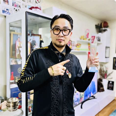 Гэгээн анд 🙏🏻 Гэгээн дурсгалд 🙏🏻 Батсүрэн багшийн тэмцээнд 2001 оны төгсөлт Батсүрэн багшийн