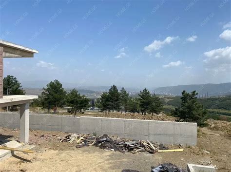 იყიდება სახლი ლისის ტბა