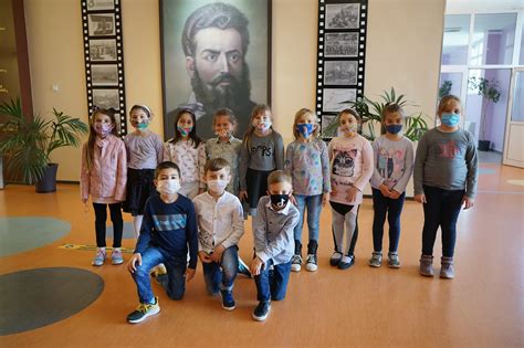 СУ Христо Ботев град Карнобат Образователен регистър