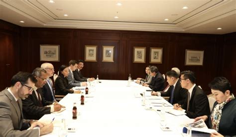 Айлчлал “Транспэрэнси Интернэшнл” компанитай хүний эрх төлөө хамтран ажиллана