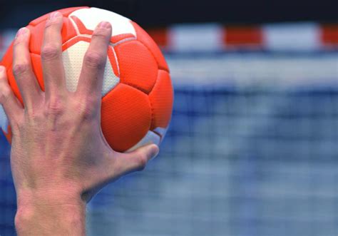 تسجيل حالتي فرار جديدتين للاعبين من بعثة المنتخب المغربي لكرة اليد لأقل