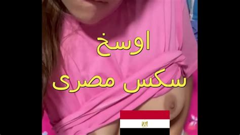 سكس عربى فاجر شرموطة المطرية بتنشر بالكلوت فى البلكونة و جارها نزل فشخ